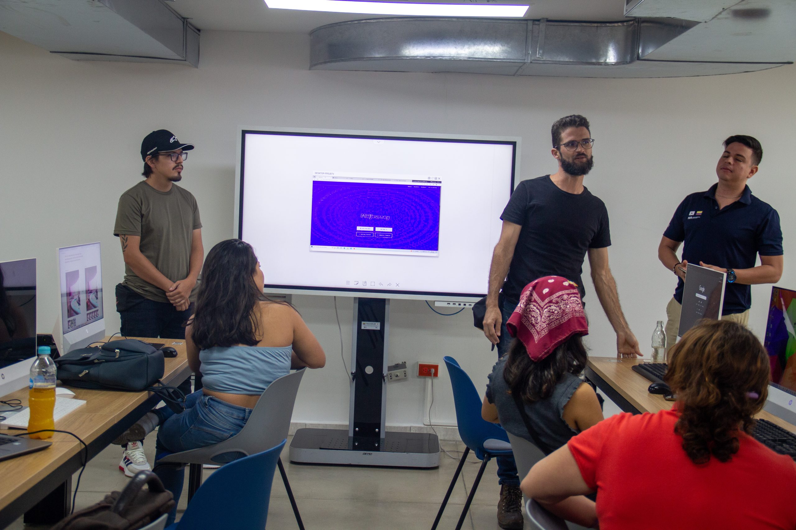 “Palabras Visuales” un nuevo taller que enseñó a artistas a convertir ...